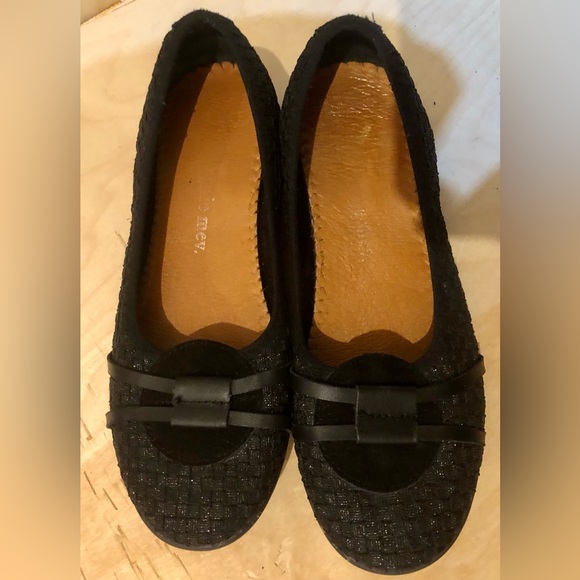 bernie mev. | Shoes | Bernie Mev Womens Black Stretch Ballet Flats Size ...